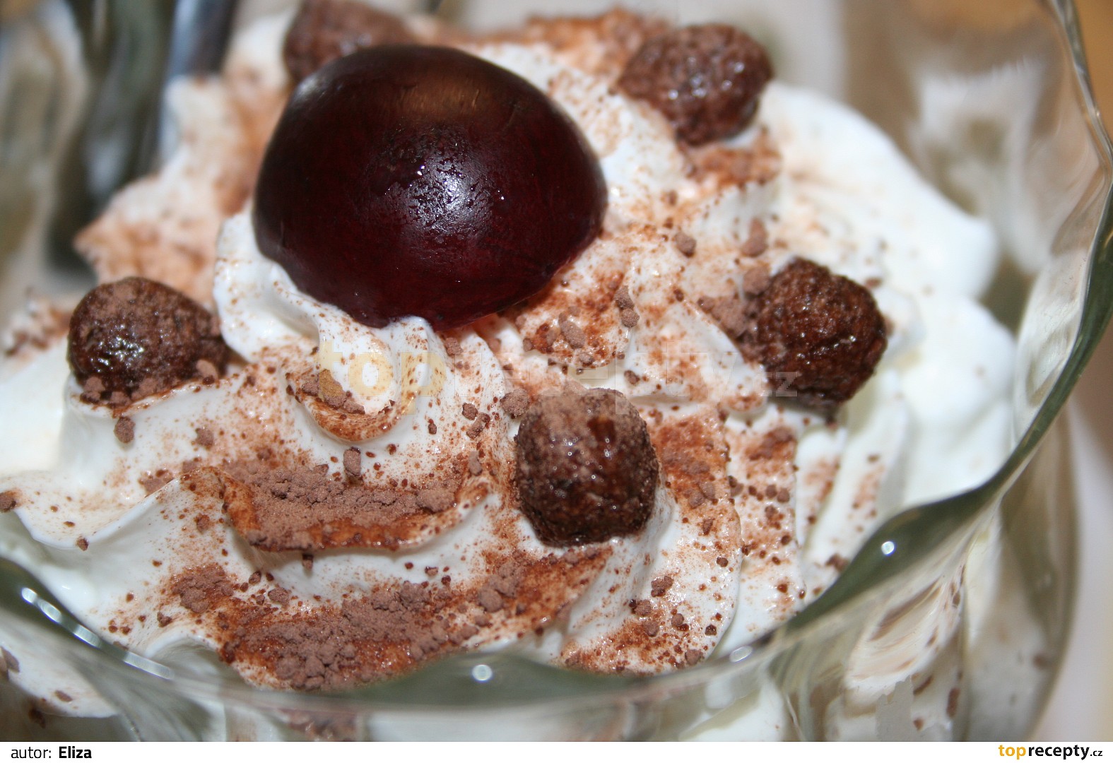 Pohár čokoládový - TopRecepty.cz
