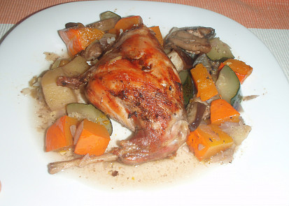 Pečený králík s dýní na víně recept - TopRecepty.cz