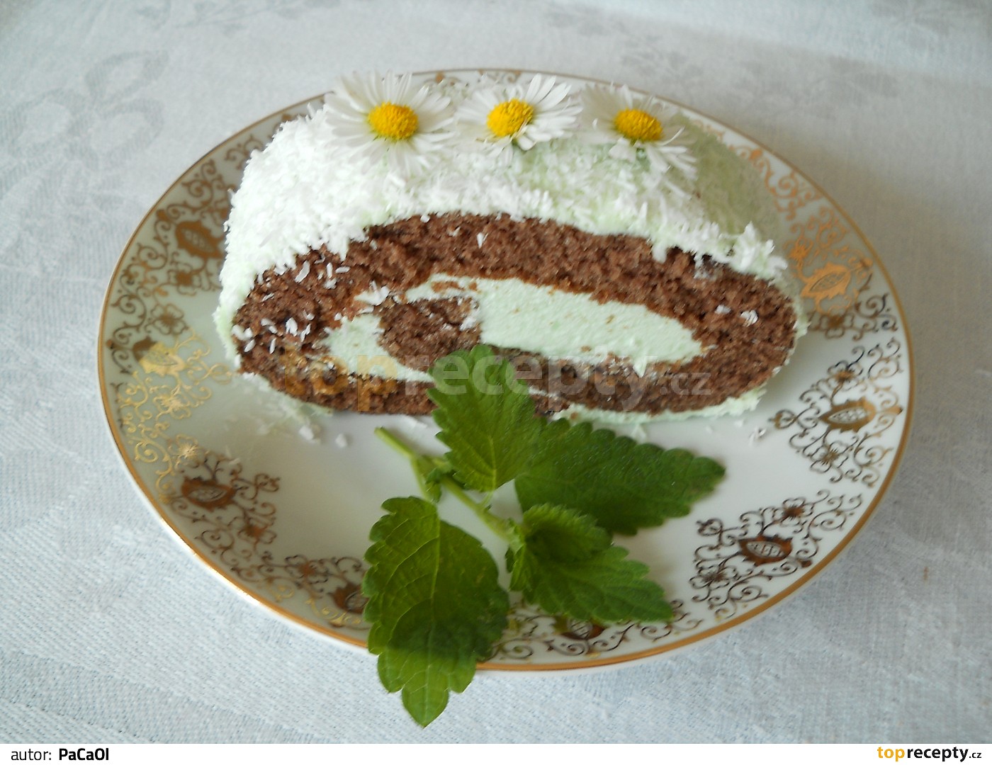 Roláda pistáciová - TopRecepty.cz