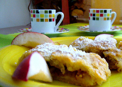 Jablkový závin pro chlapy - TopRecepty.cz