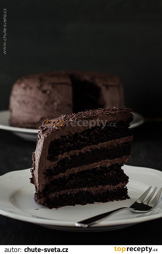 Božský čokoládový dort recept - TopRecepty.cz