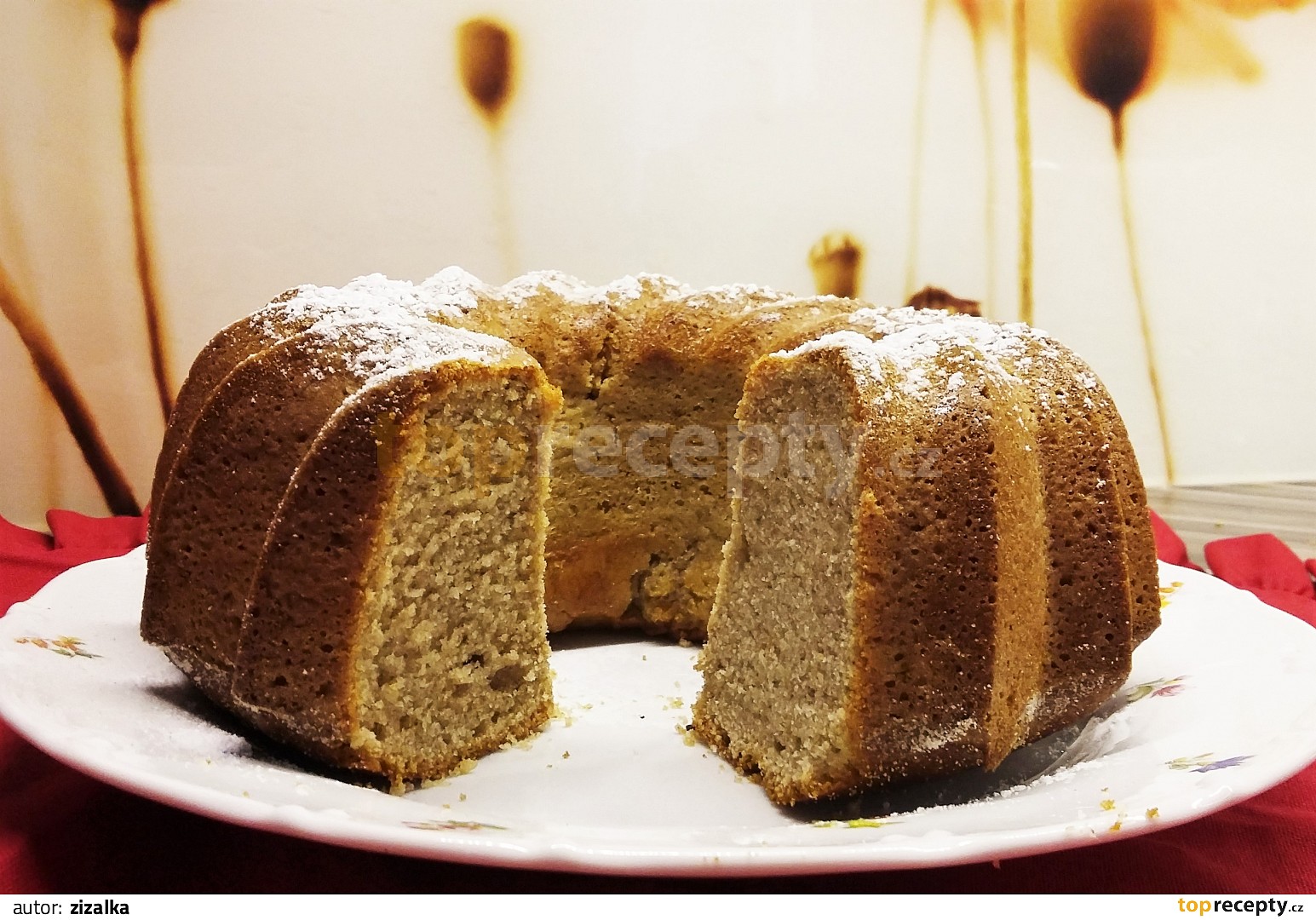 Banánová bábovka s vůní perníku - TopRecepty.cz