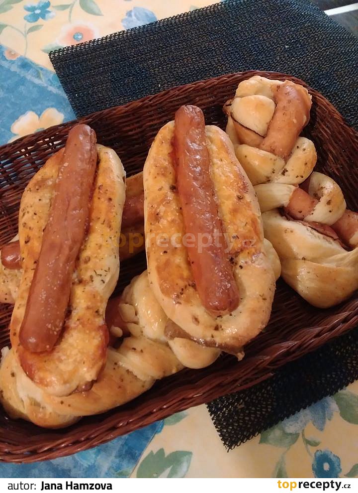 Domácí housky se slaninou - TopRecepty.cz