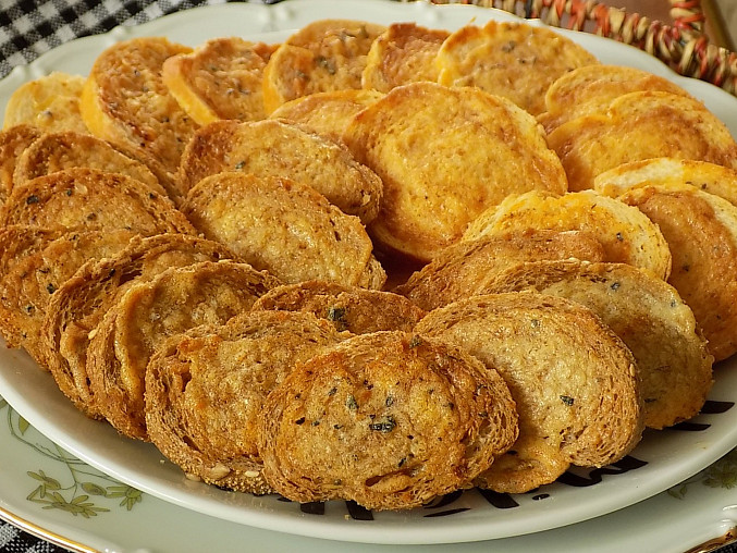 Rohlíkové "chipsy" - TopRecepty.cz