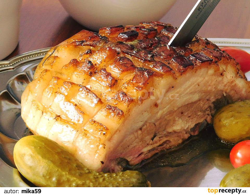 Pečený bůček naložený v solném láku - TopRecepty.cz