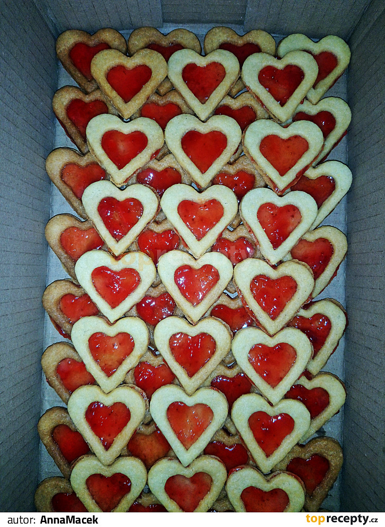 Linecké koláčky (srdíčka) recept - TopRecepty.cz