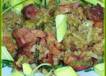 Uzená žebra v kapustě recept - TopRecepty.cz