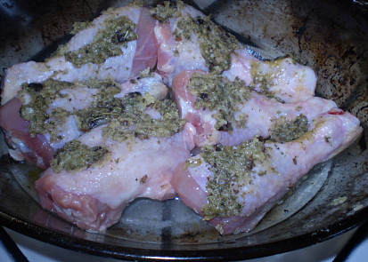 Kuře pečené nejen na jalovci recept - TopRecepty.cz