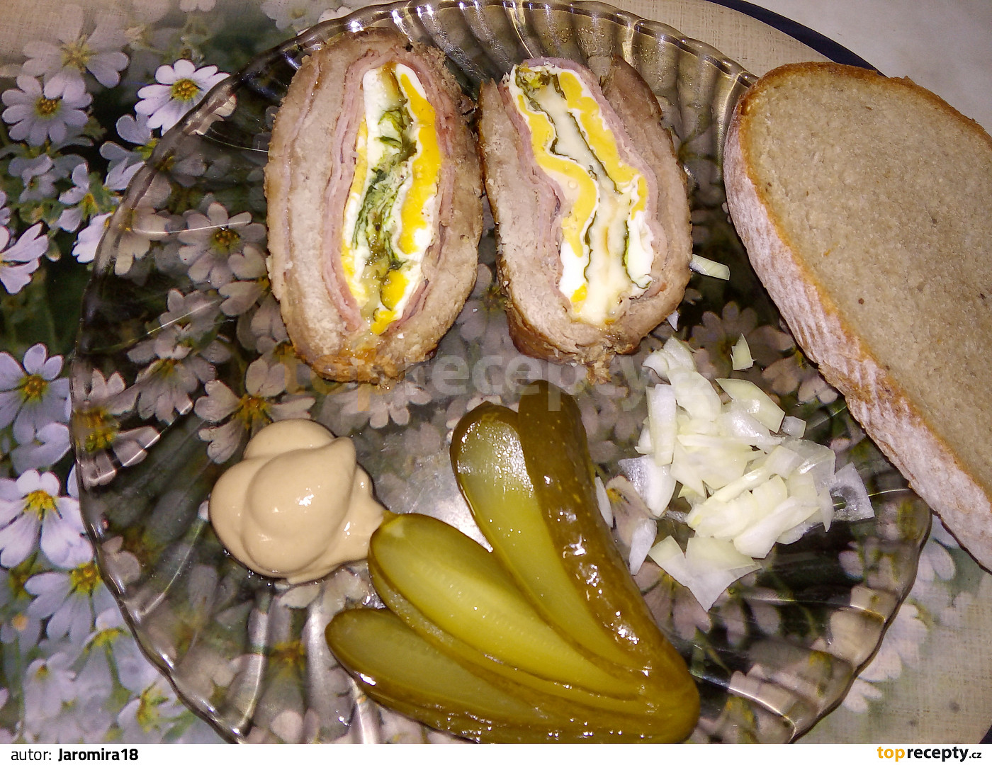 Kladenská plněná kotleta recept - TopRecepty.cz