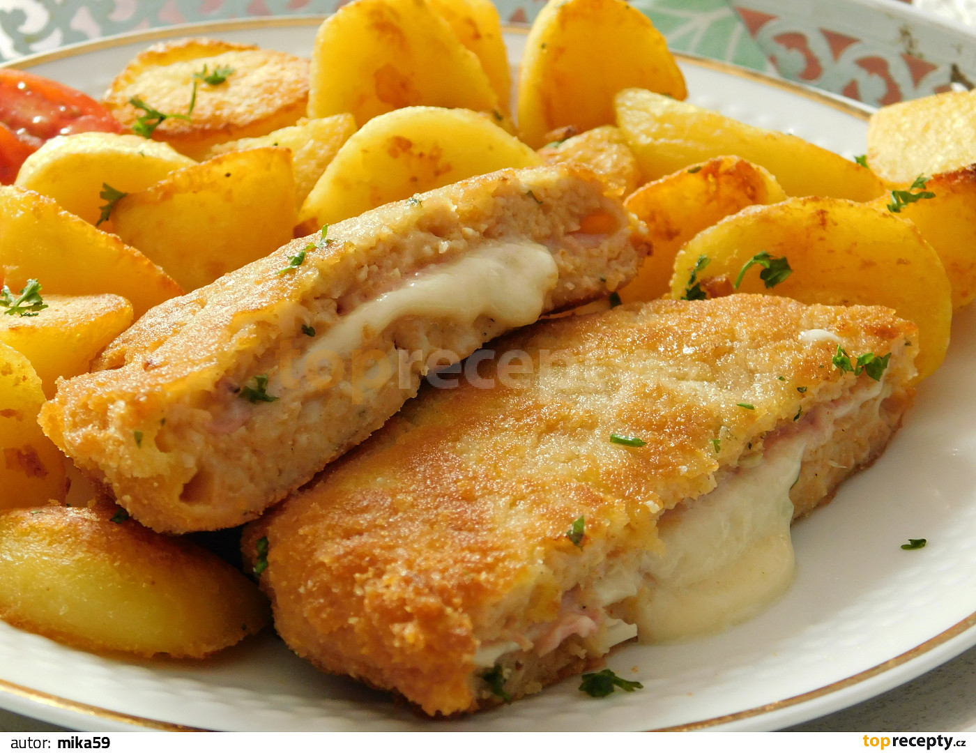 Kuřecí mletý řízek na způsob Cordon bleu - TopRecepty.cz